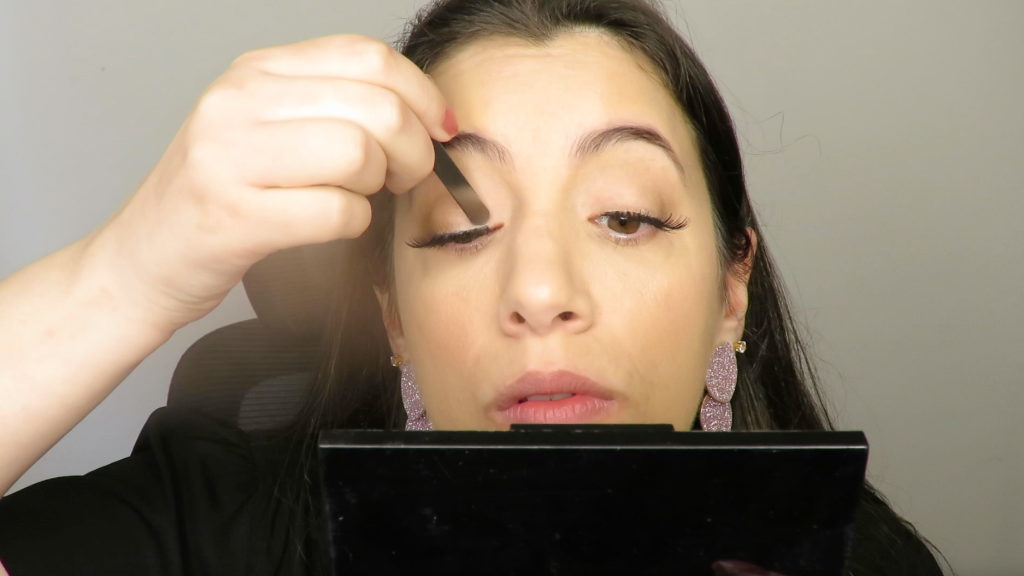 How to apply false eyelashes VERY EASY!! - COS.TV