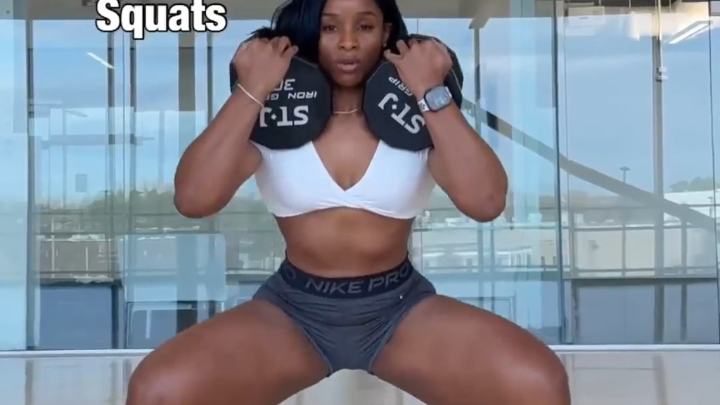 FULL BODY WORKOUT 💪 - COS.TV