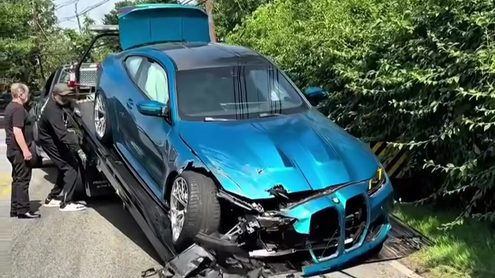 Always the headlights will blink in his last moment - COS.TV