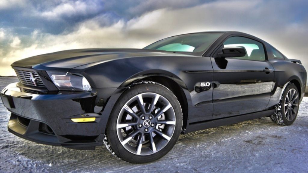 🏎🏎 Car Racing... 🏎🏎 - COS.TV