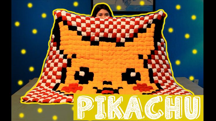 Tarde 6 MESES en HACER esta COBIJA DE PIKACHU #COSFriday1 - COS.TV