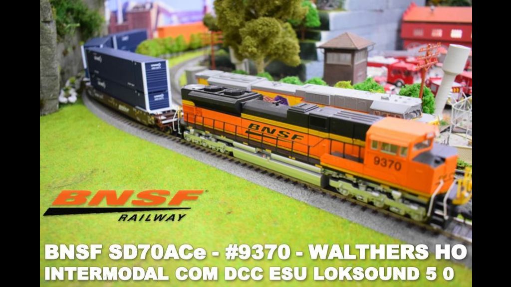 BNSF SD70ACe - #9370 - WALTHERS HO INTERMODAL COM DCC ESU LOKSOUND 5 0 ...