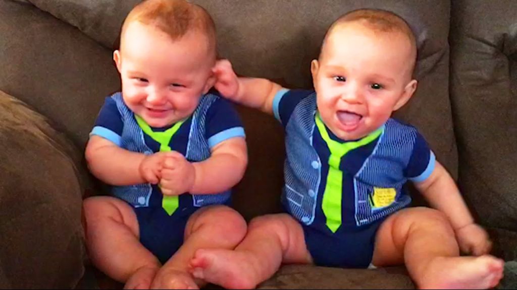 Best Videos Of Cute and Funny Twin Babies Compilation - Twins Baby ...