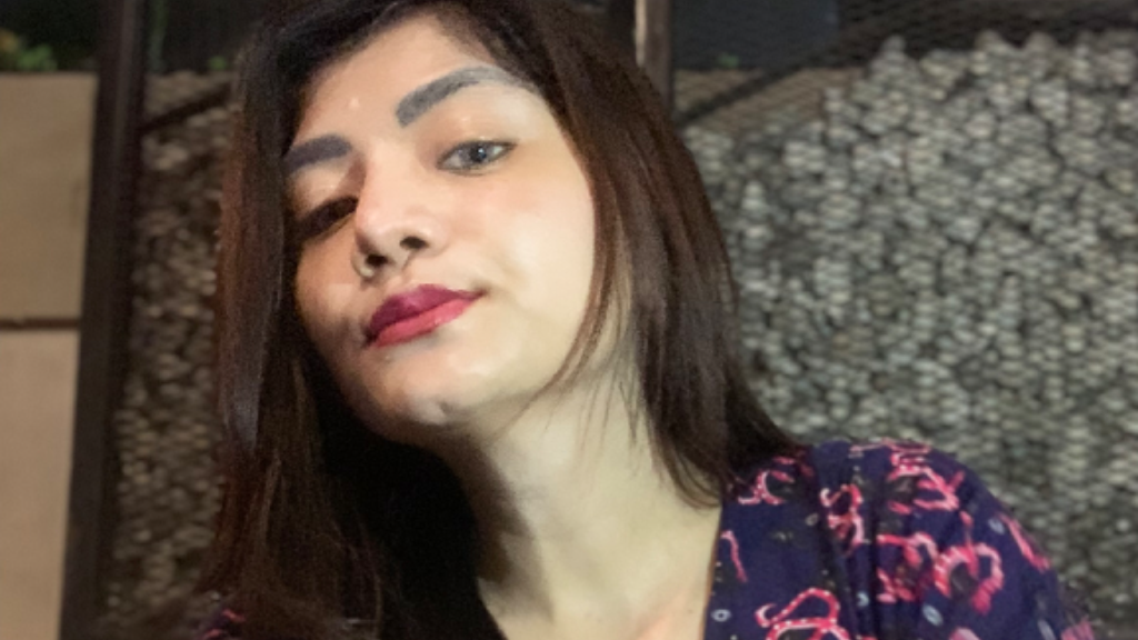 v14044g50000ctpoienog65lm3btaahg.mp4 - COS.TV